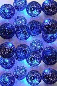 29 Stunning Blue Christmas Lights Ideas to Brighten Up Your Holidays ...